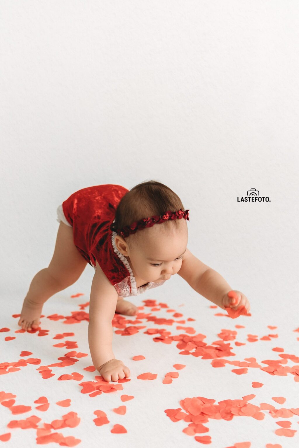 All White Baby Photo Shoot - LasteFoto.ee